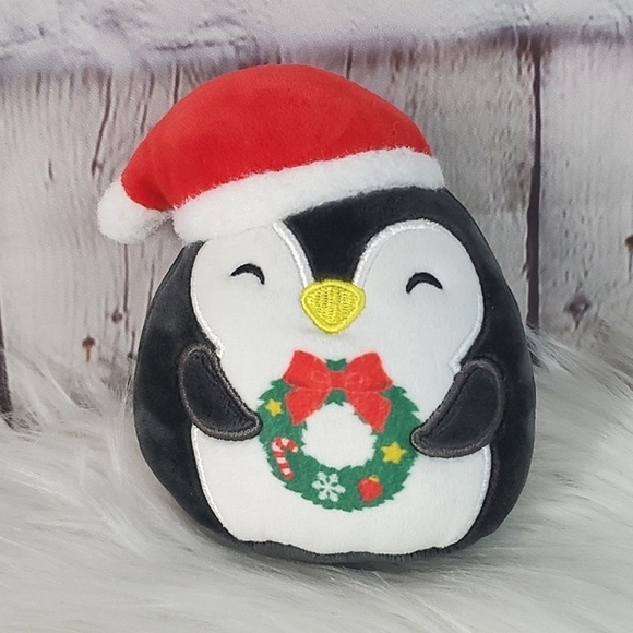 Squishmallows | Toys | Squishmallows Canada Christmas Exclusive Luna ...